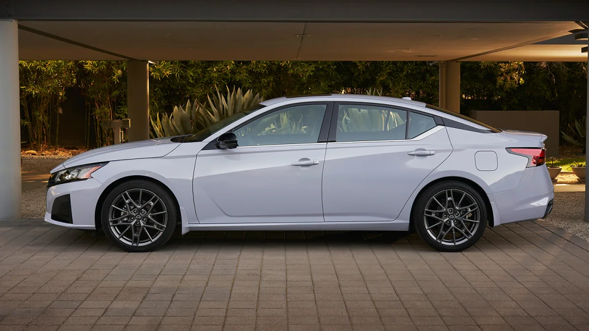 Adiós Al Nissan Altima En 2025 - Autoanalítica