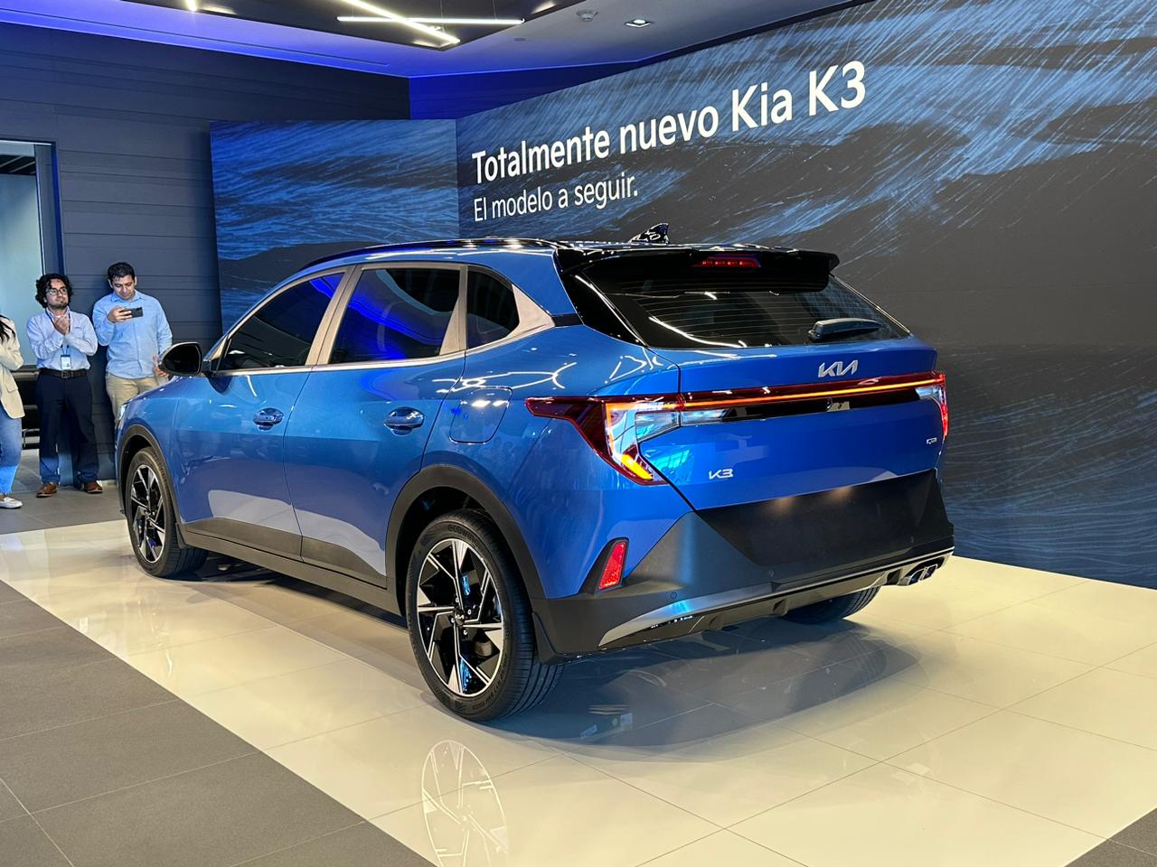 Kia K3 Hatchback: Primer Vistazo - Autoanalítica
