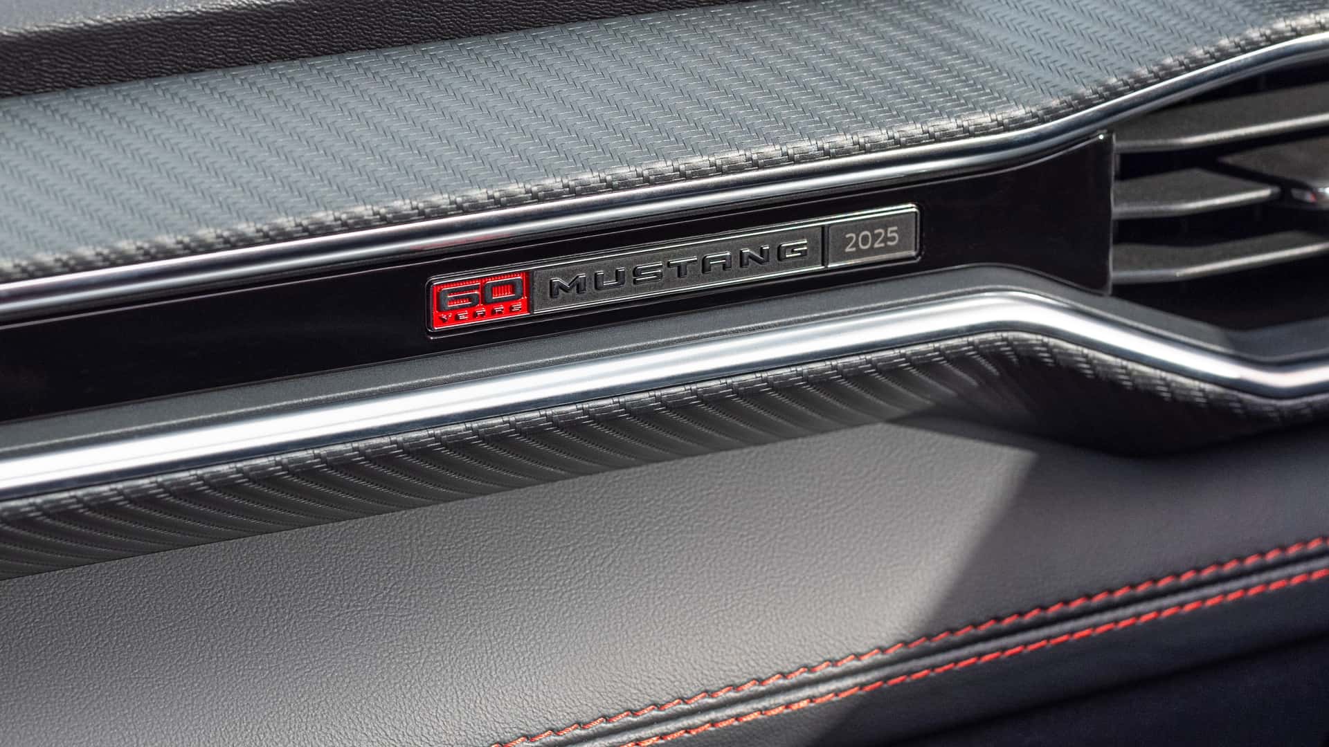 Ford Mustang 60th Anniversary: Seis Décadas De Poder Americano ...