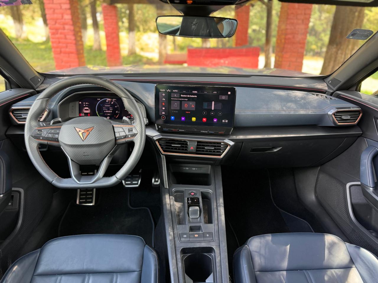 Cupra Formentor PHEV: Autonomía Eléctrica Y Seguridad Sin Perder ...
