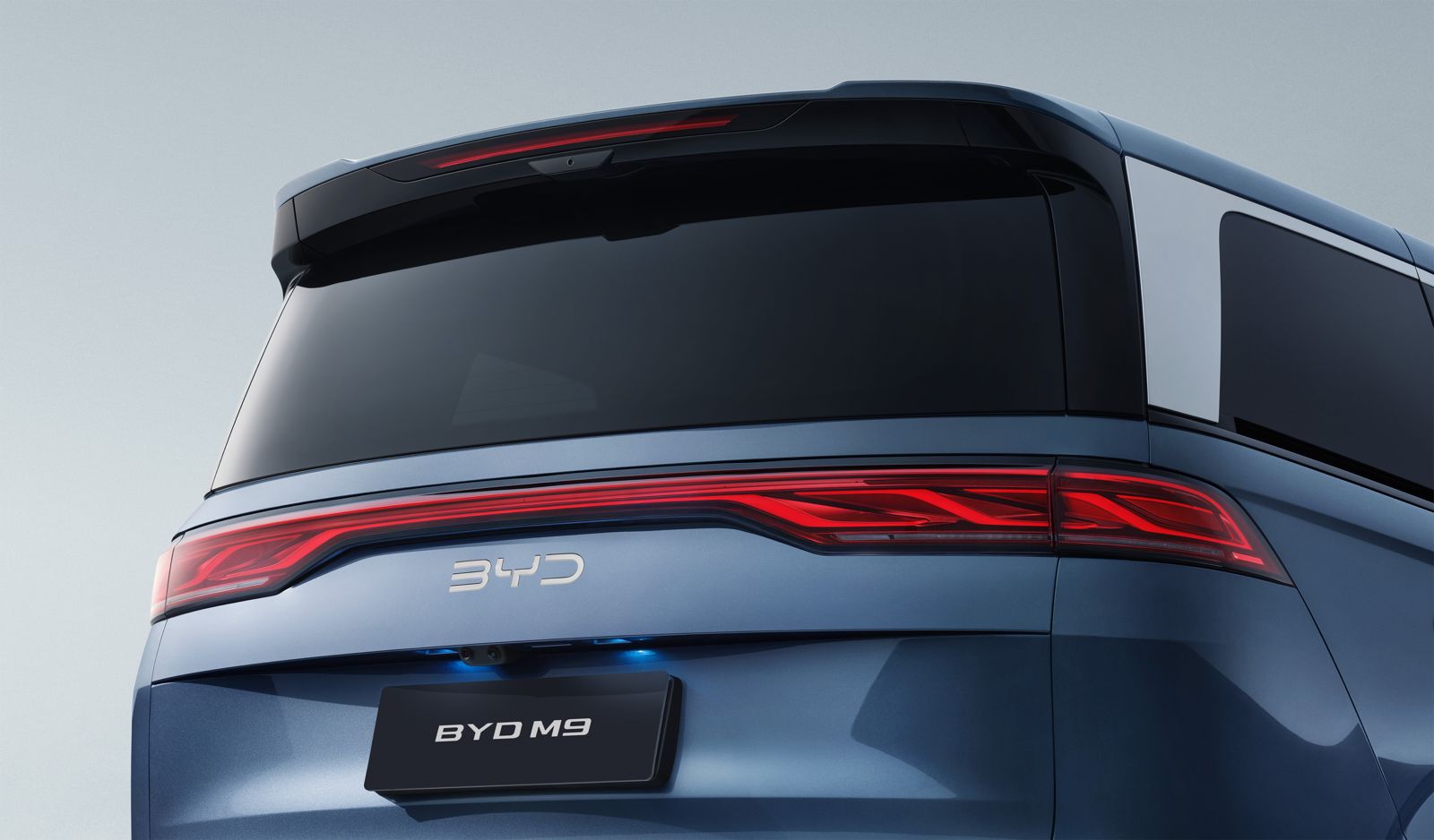 BYD M9 Ya Está Disponible En México: La Miniván Híbrida Enchufable Que ...